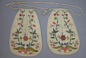 18th Century Pockets – The Farming Daughter